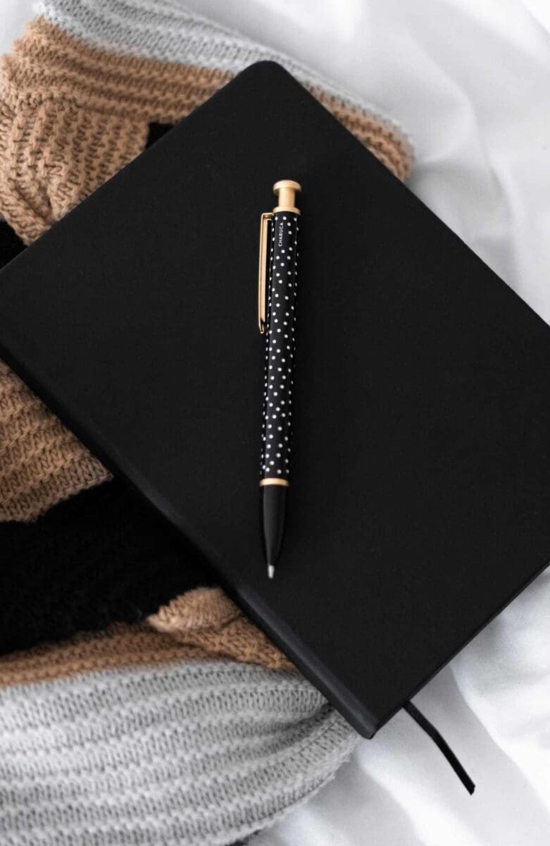 21 Powerful Benefits Of Journaling (Daily Life & Mental Health) - Hello ...